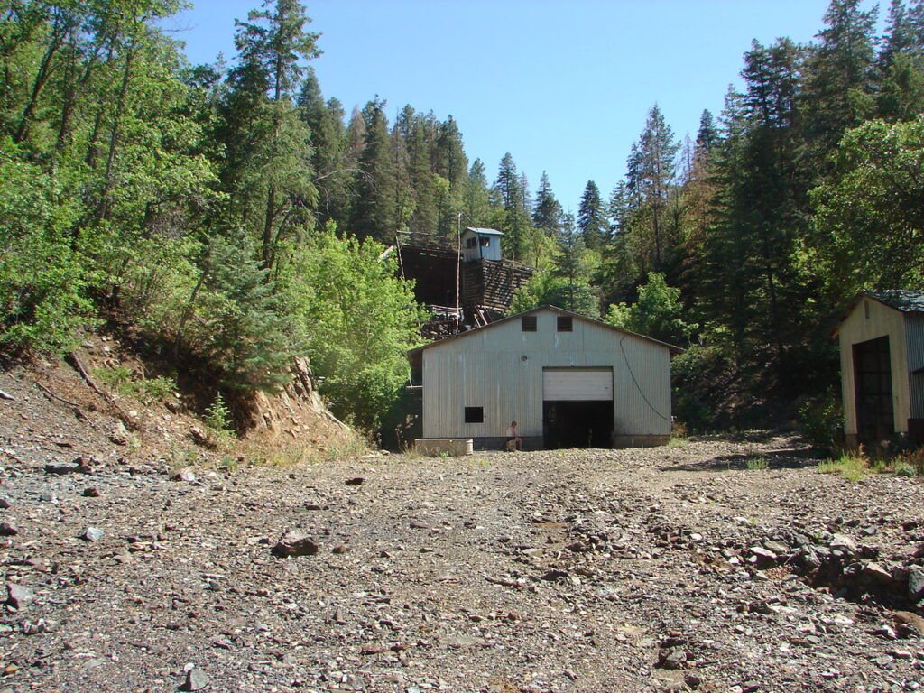 About Us - Crown Minerals